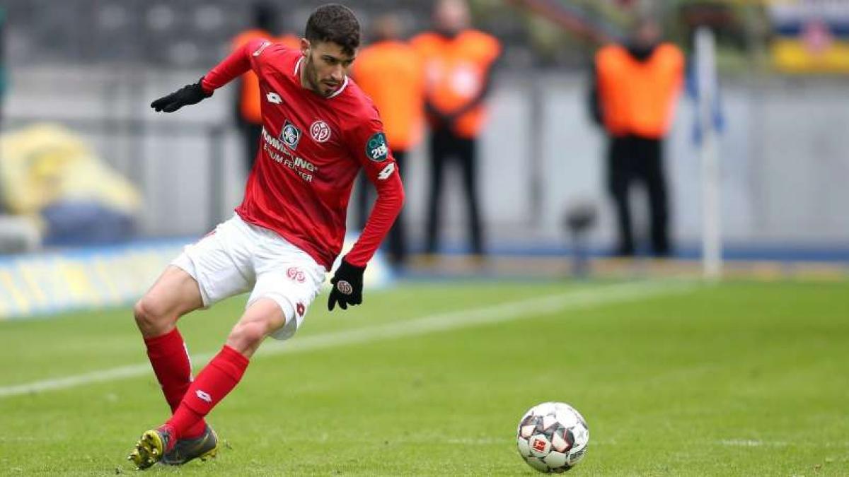 Ausstiegsklausel: Spanier wollen Aarón