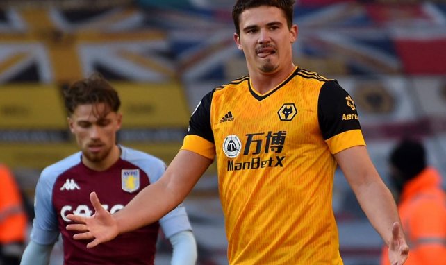 Dendoncker verlängert bei den Wolves